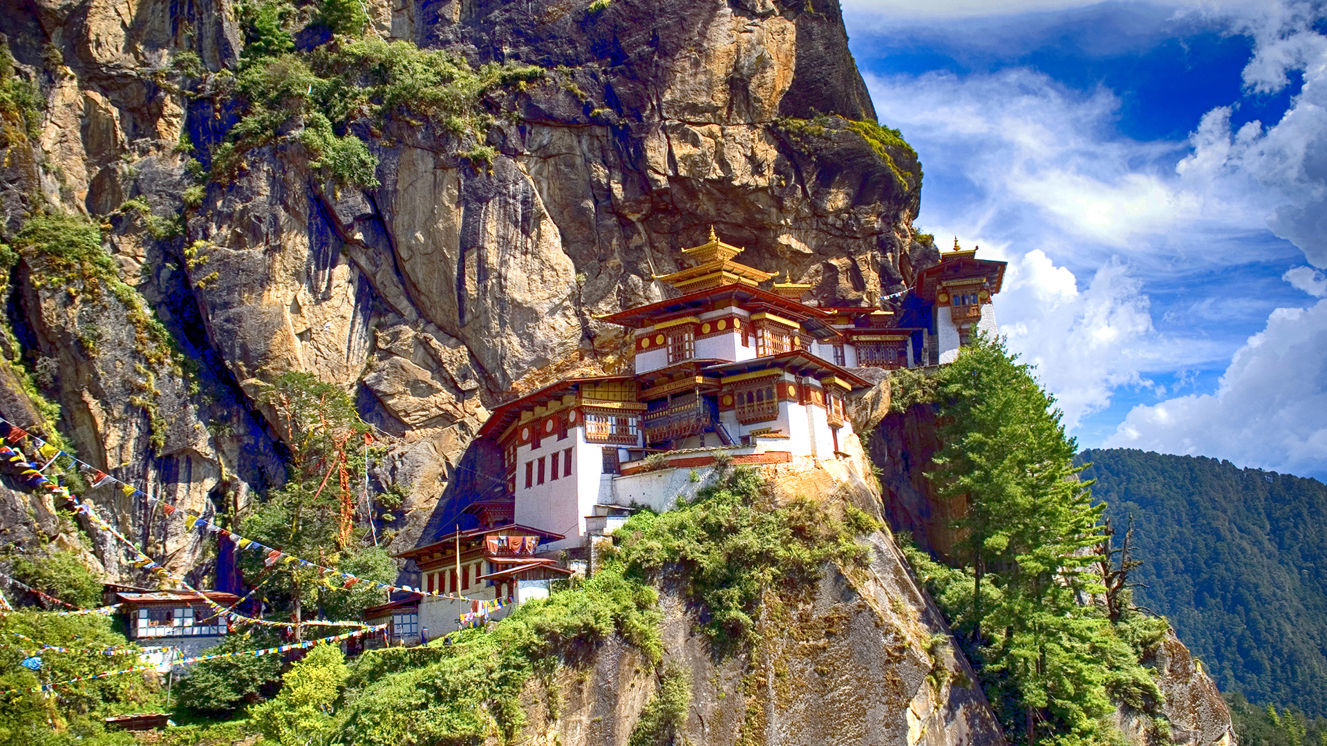When is the Best Time to Visit Bhutan? - Explore World Journeys